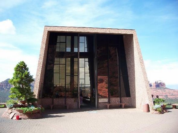 16 Amazing and Unique Modern Church Designs