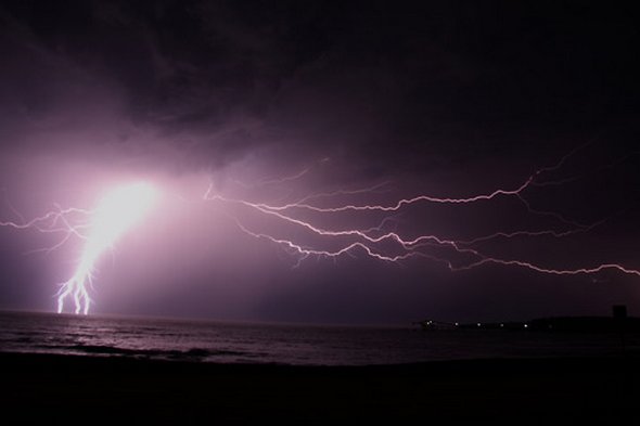 30 Fantastic Examples of Lightning Photography